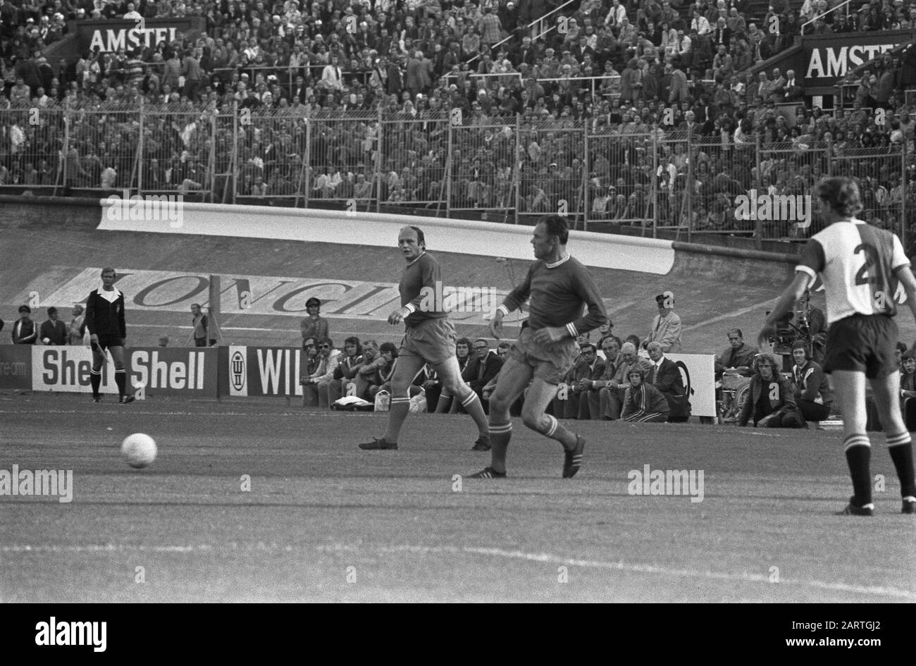 Spielmomente old ajax -Fotos und -Bildmaterial in hoher Auflösung – Alamy