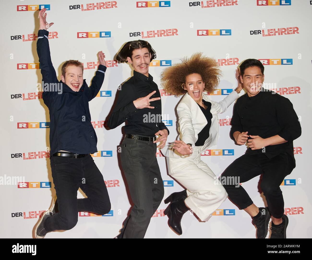 29. Januar 2020, Berlin: Die Schauspieler Jonah Rausch (l-r), Loic ...