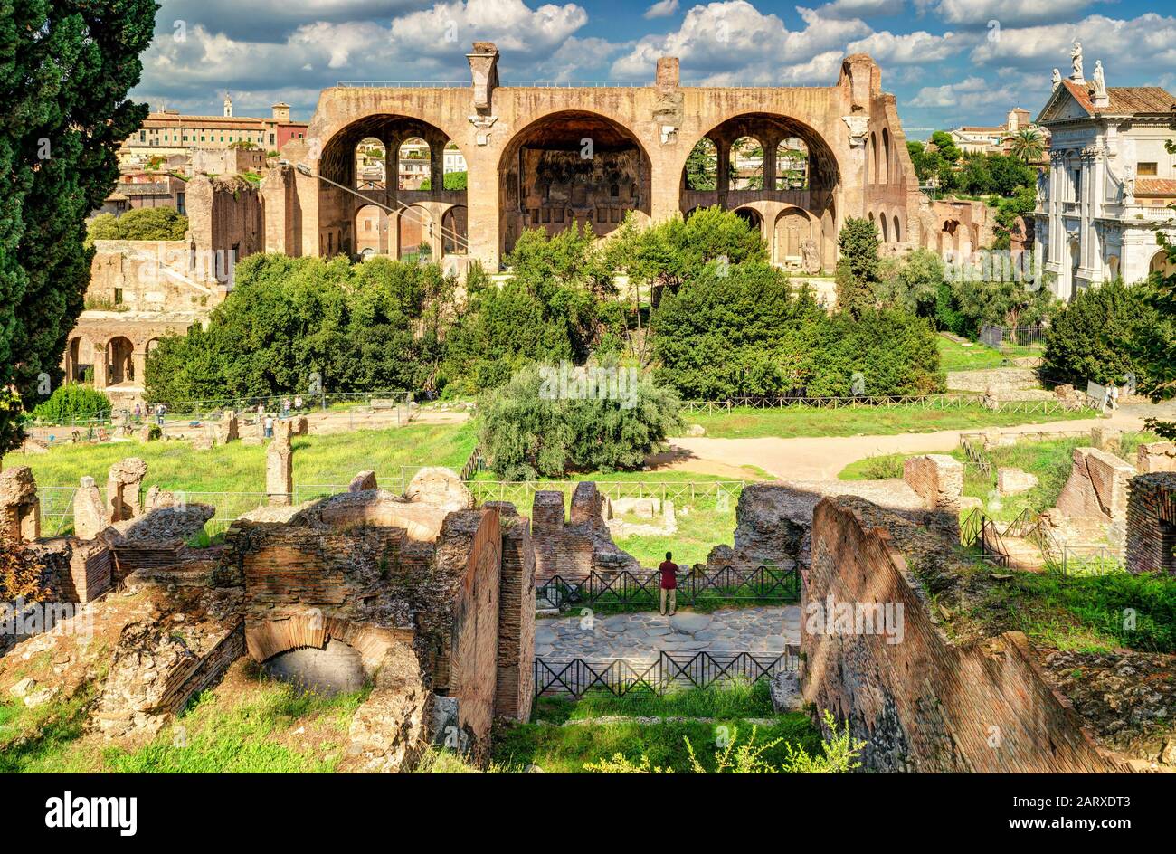 Basilika maxentius constantine -Fotos und -Bildmaterial in hoher ...