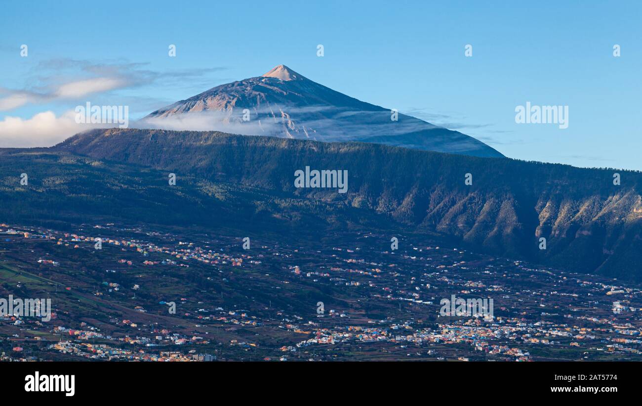 La orotava orotava valley tenerife -Fotos und -Bildmaterial in hoher ...