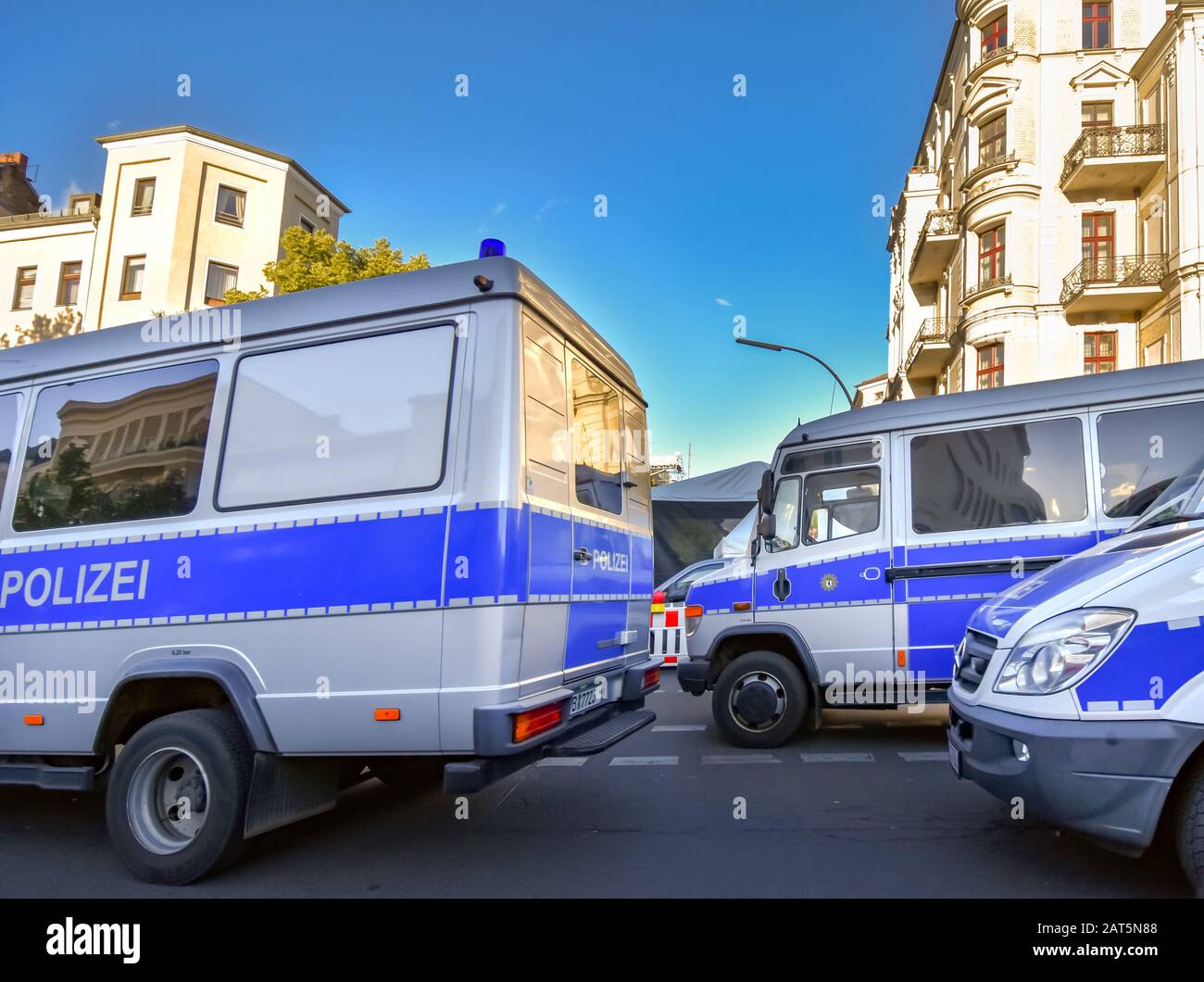 Police Germany Vehicles Patrol Car Stockfotos und -bilder Kaufen - Alamy