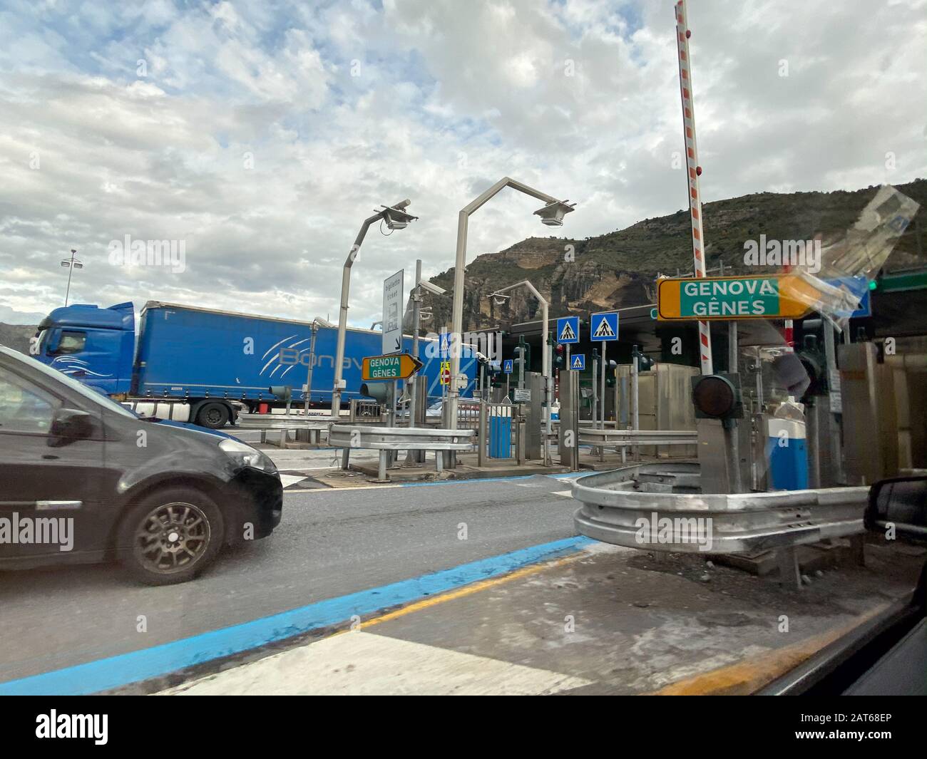 Italian toll road -Fotos und -Bildmaterial in hoher Auflösung – Alamy