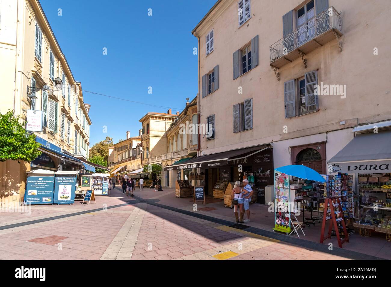 Menton frankreich stadt -Fotos und -Bildmaterial in hoher Auflösung – Alamy