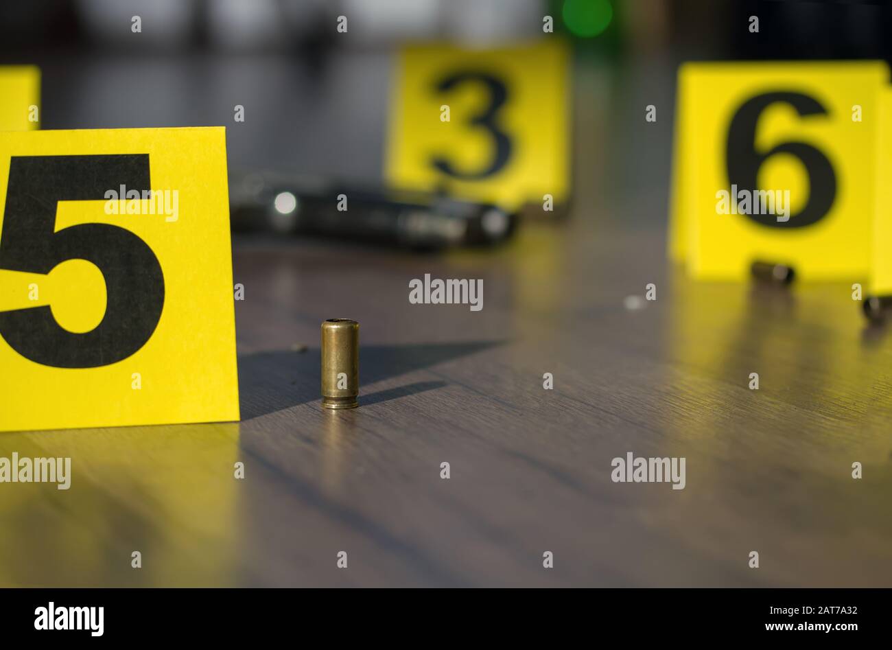 Beweise analysieren -Fotos und -Bildmaterial in hoher Auflösung – Alamy