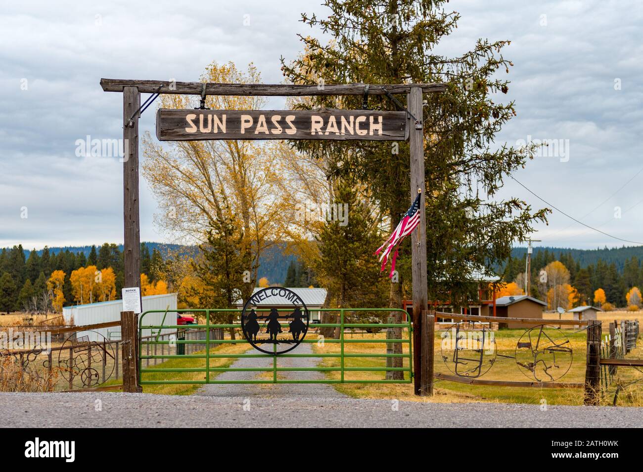 Hölzernes Ranch Tor Stockfotos und -bilder Kaufen - Alamy