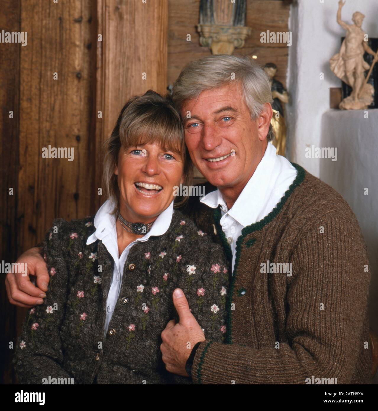 Der deutsche Schauspielleiter Siegfried Rauch mit einer Frau Karin ...