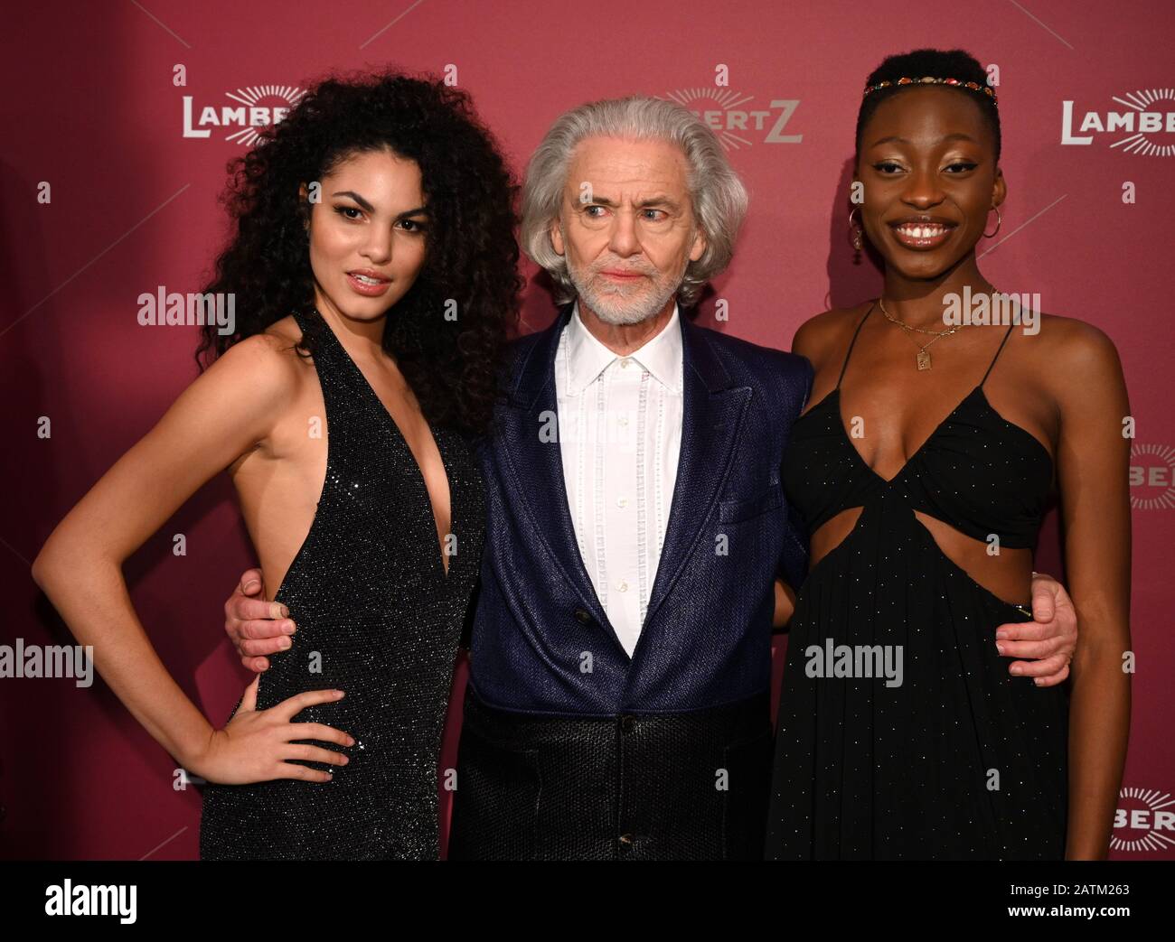 Toni dreher adenuga -Fotos und -Bildmaterial in hoher Auflösung - Seite ...