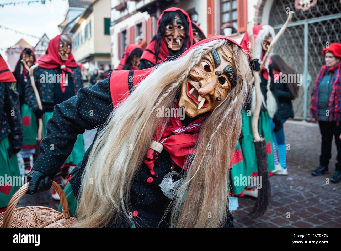 Hexen karneval -Fotos und -Bildmaterial in hoher Auflösung – Alamy