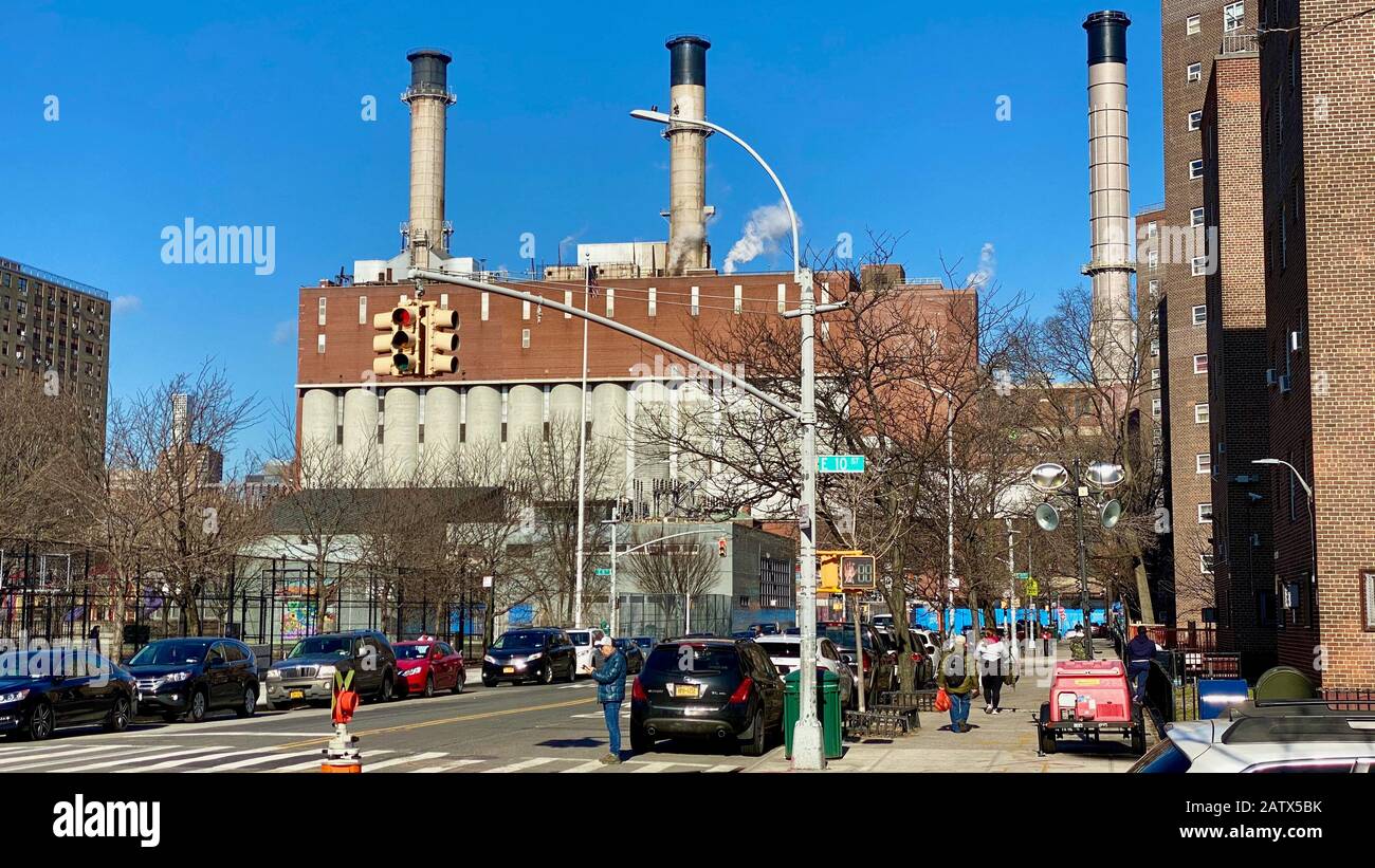 Kraftwerk Con Edison in der 14th Street in New York City Stockfotografie - Alamy