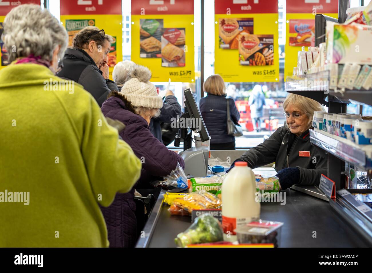 Kasse supermarkt -Fotos und -Bildmaterial in hoher Auflösung – Alamy