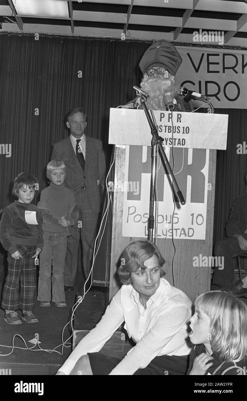 Ria beckers spricht -Fotos und -Bildmaterial in hoher Auflösung – Alamy