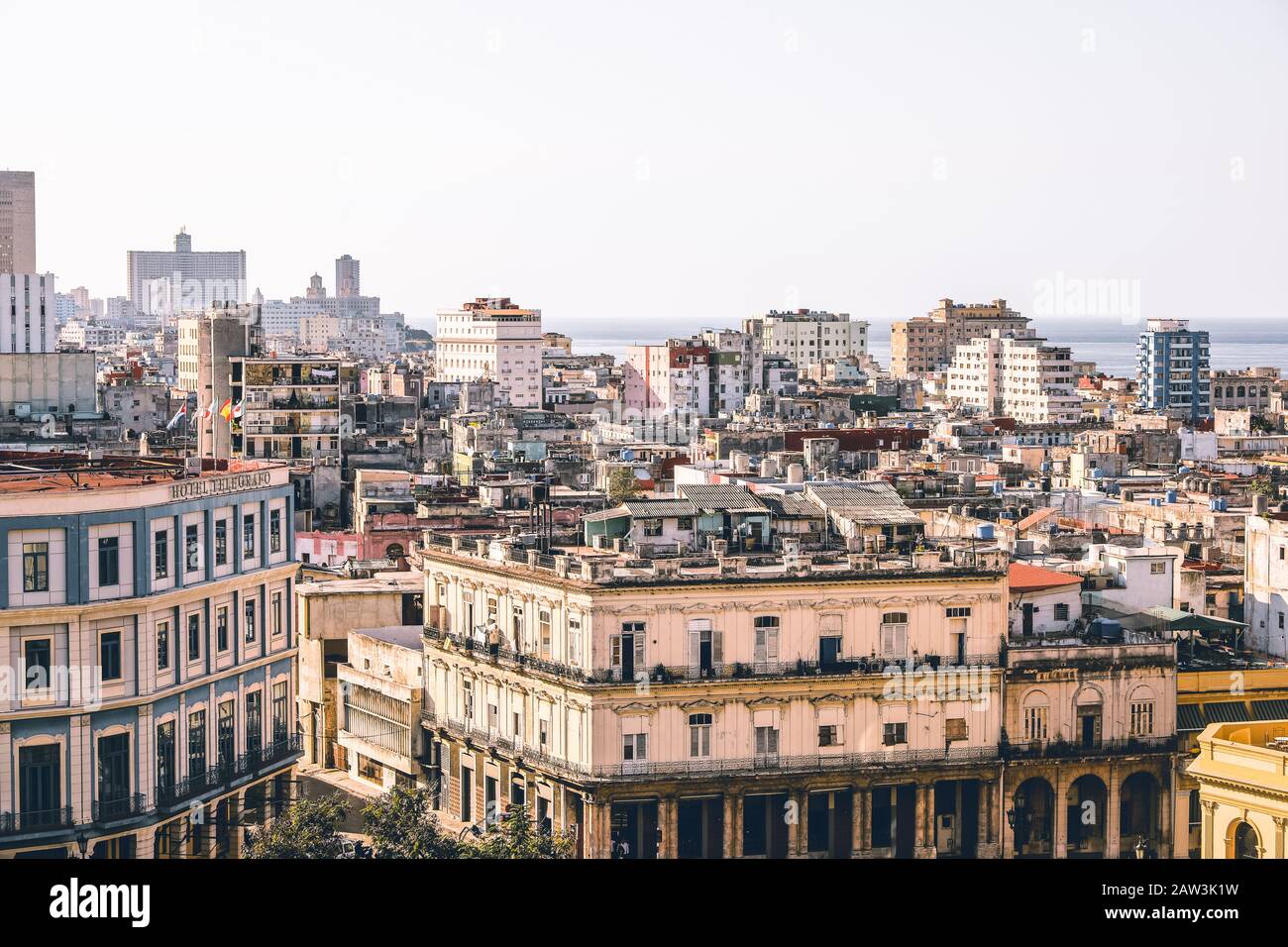 Havanna kuba urban rot -Fotos und -Bildmaterial in hoher Auflösung – Alamy