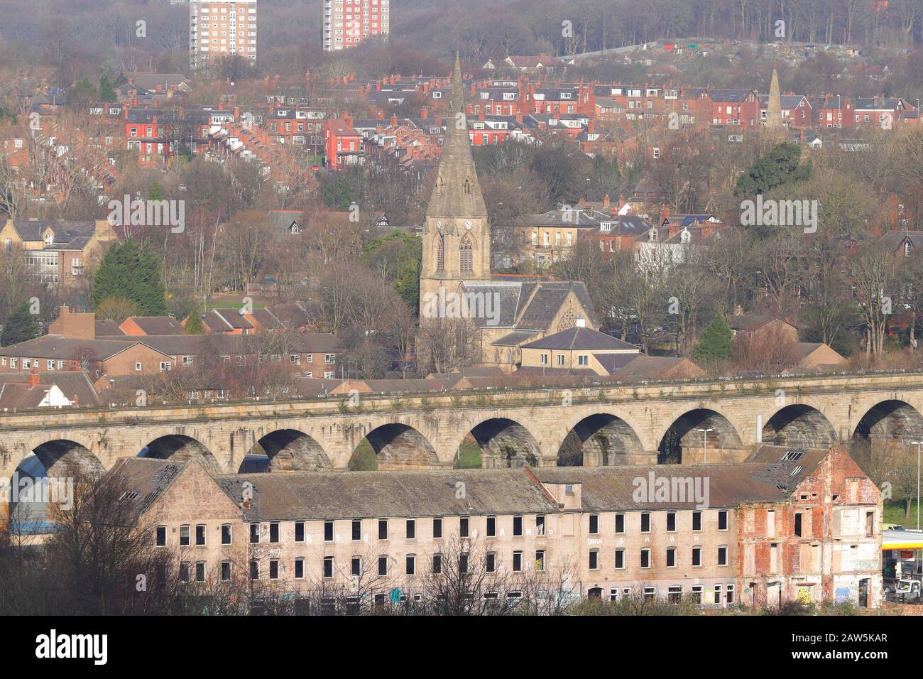 Kirkstall road bridge -Fotos und -Bildmaterial in hoher Auflösung – Alamy
