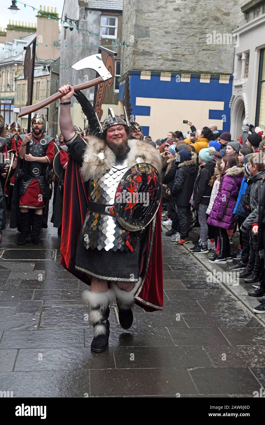 Guizer jarl liam sommer -Fotos und -Bildmaterial in hoher Auflösung – Alamy