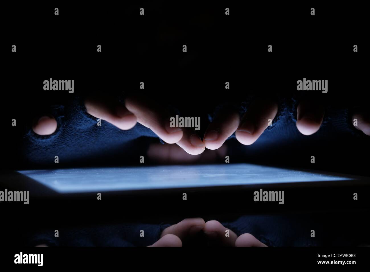 Hacker Tastatur Stockfotos und -bilder Kaufen - Alamy
