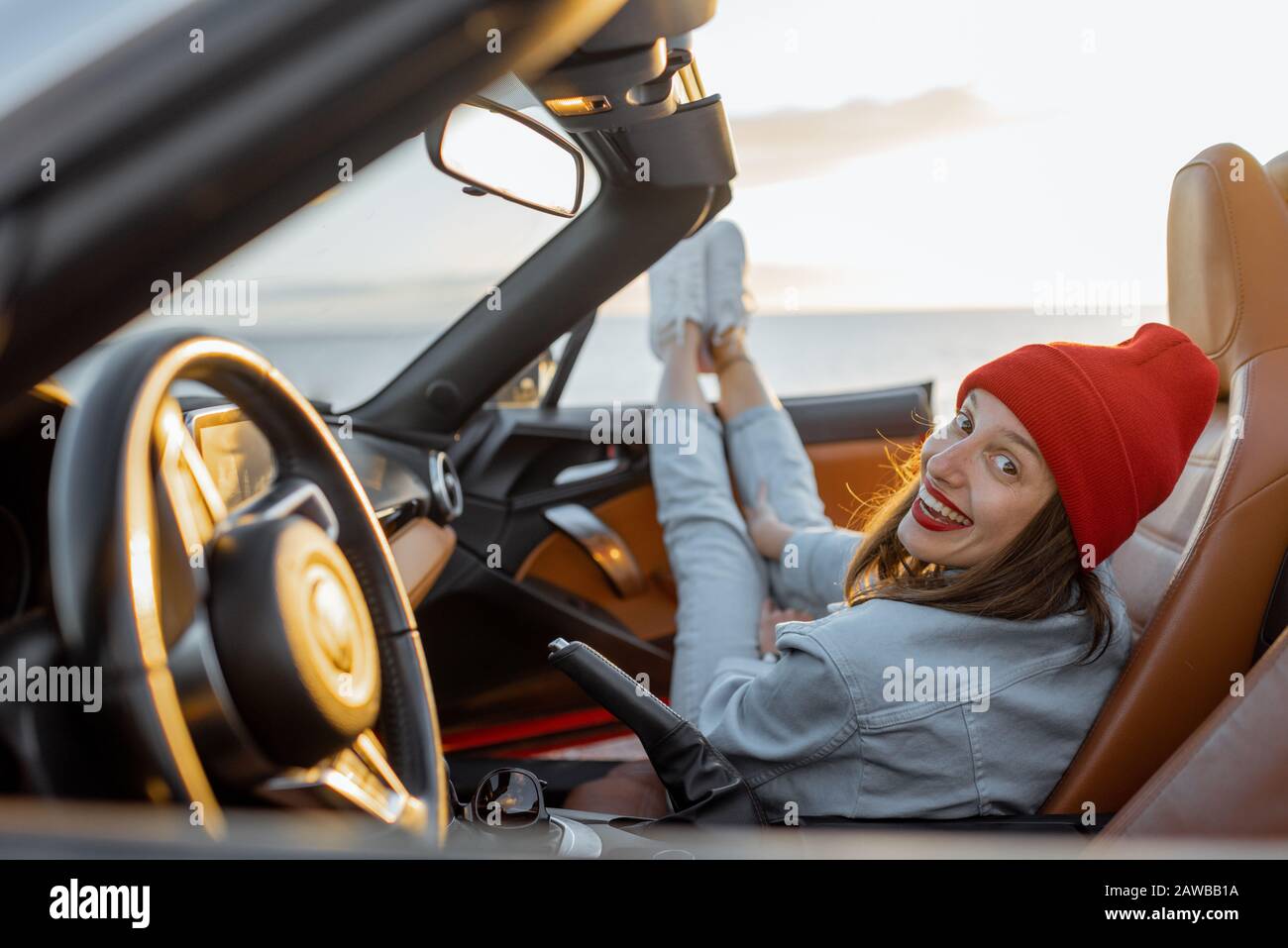 Aus Dem Auto Steigen Stockfotos und -bilder Kaufen - Alamy