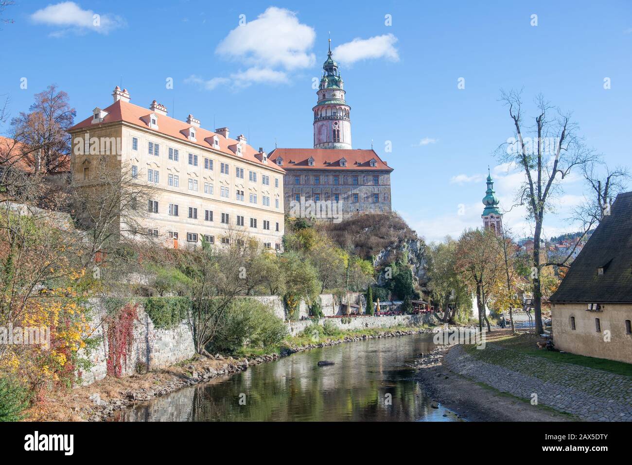 Cesky krumlov castle -Fotos und -Bildmaterial in hoher Auflösung – Alamy