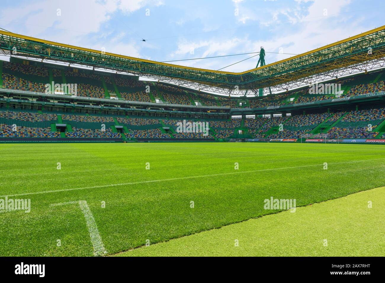 Estadio alvalade -Fotos und -Bildmaterial in hoher Auflösung – Alamy