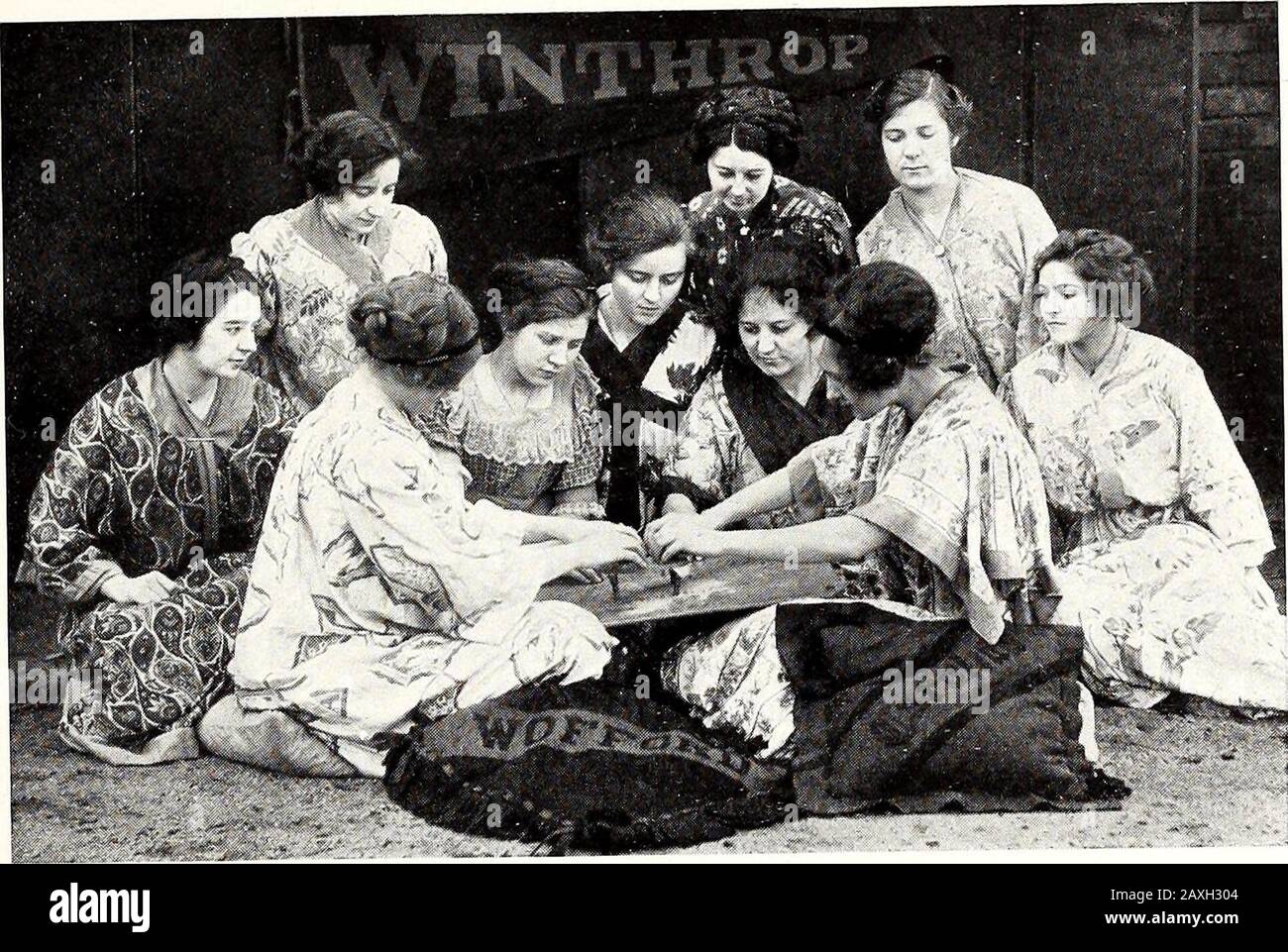 Loretta rose -Fotos und -Bildmaterial in hoher Auflösung – Alamy