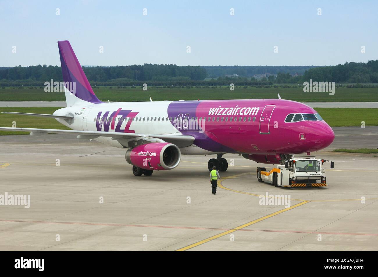 Wizzair flotte -Fotos und -Bildmaterial in hoher Auflösung – Alamy