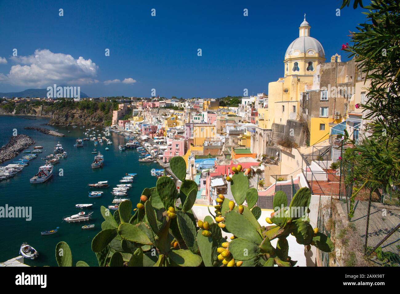Insel procida -Fotos und -Bildmaterial in hoher Auflösung – Alamy