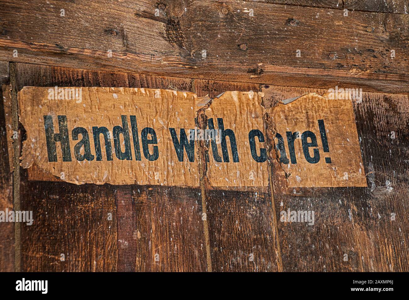 Vorsichtig behandeln -Fotos und -Bildmaterial in hoher Auflösung – Alamy