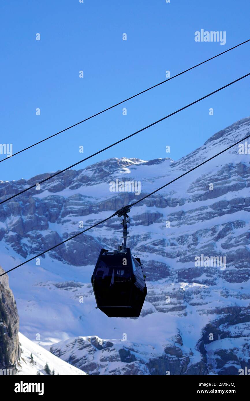 Seiser alm bahn im winter -Fotos und -Bildmaterial in hoher Auflösung ...