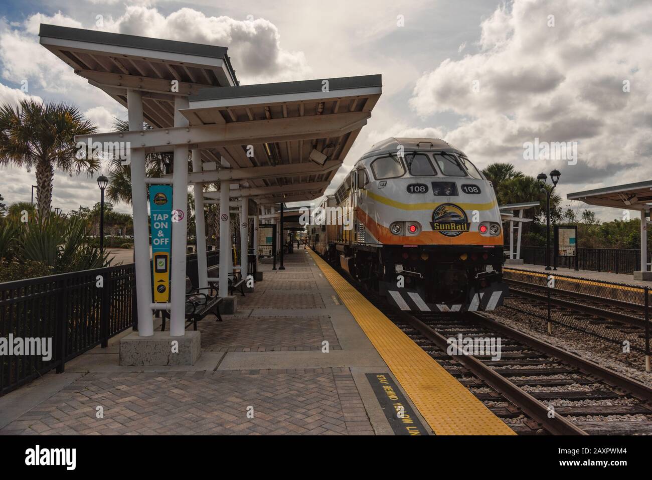 Sun rail -Fotos und -Bildmaterial in hoher Auflösung – Alamy