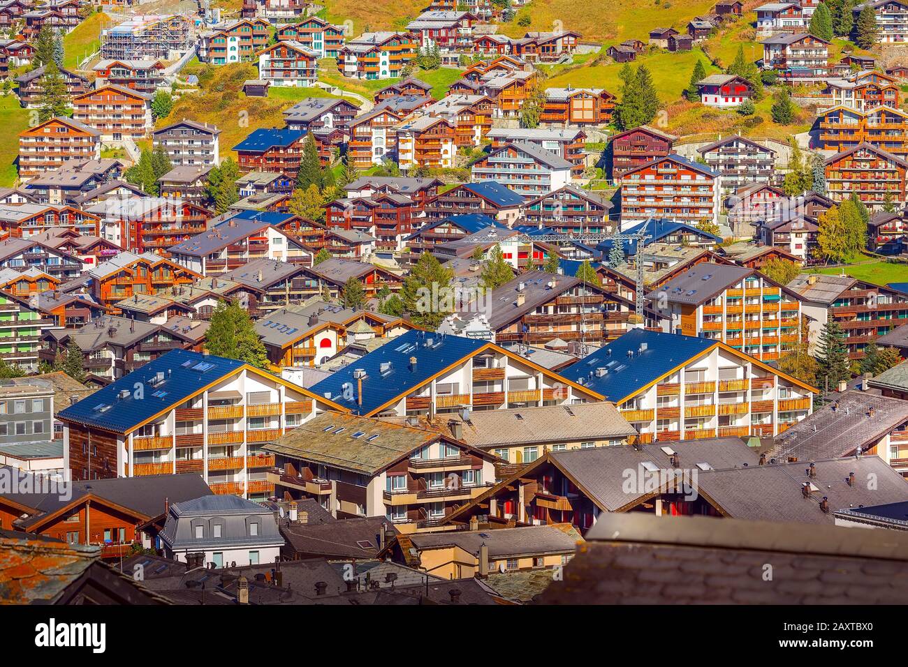 Zermatt, Schweiz Stadt Luftaufnahme im berühmten Schweizer Ski Resort ...