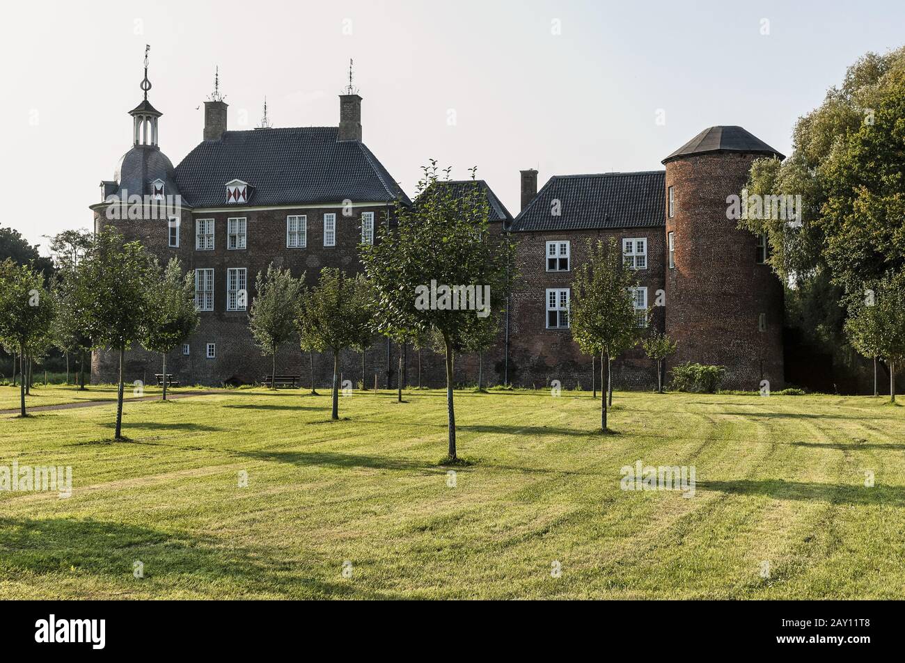 Schloss ringenberg -Fotos und -Bildmaterial in hoher Auflösung – Alamy