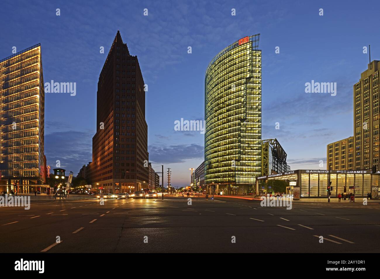 Benz tower -Fotos und -Bildmaterial in hoher Auflösung – Alamy