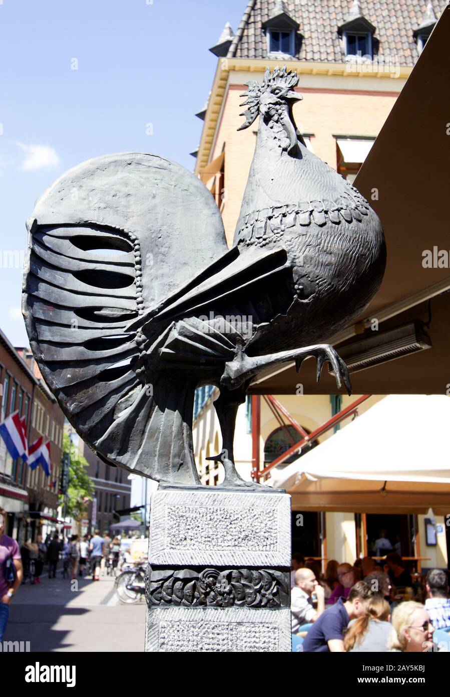 Durstigen hahn -Fotos und -Bildmaterial in hoher Auflösung – Alamy