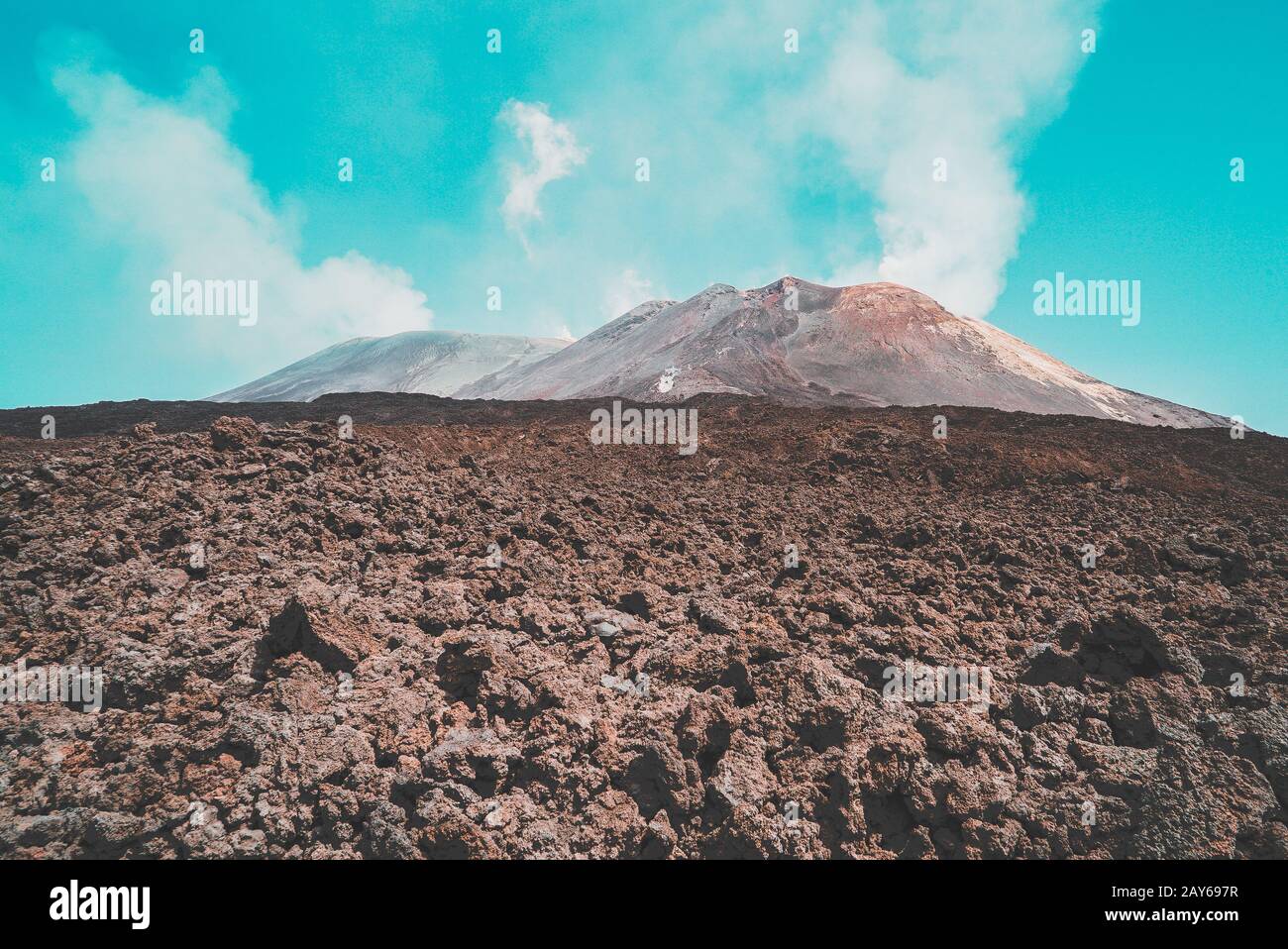 Monte vulcano etna -Fotos und -Bildmaterial in hoher Auflösung – Alamy