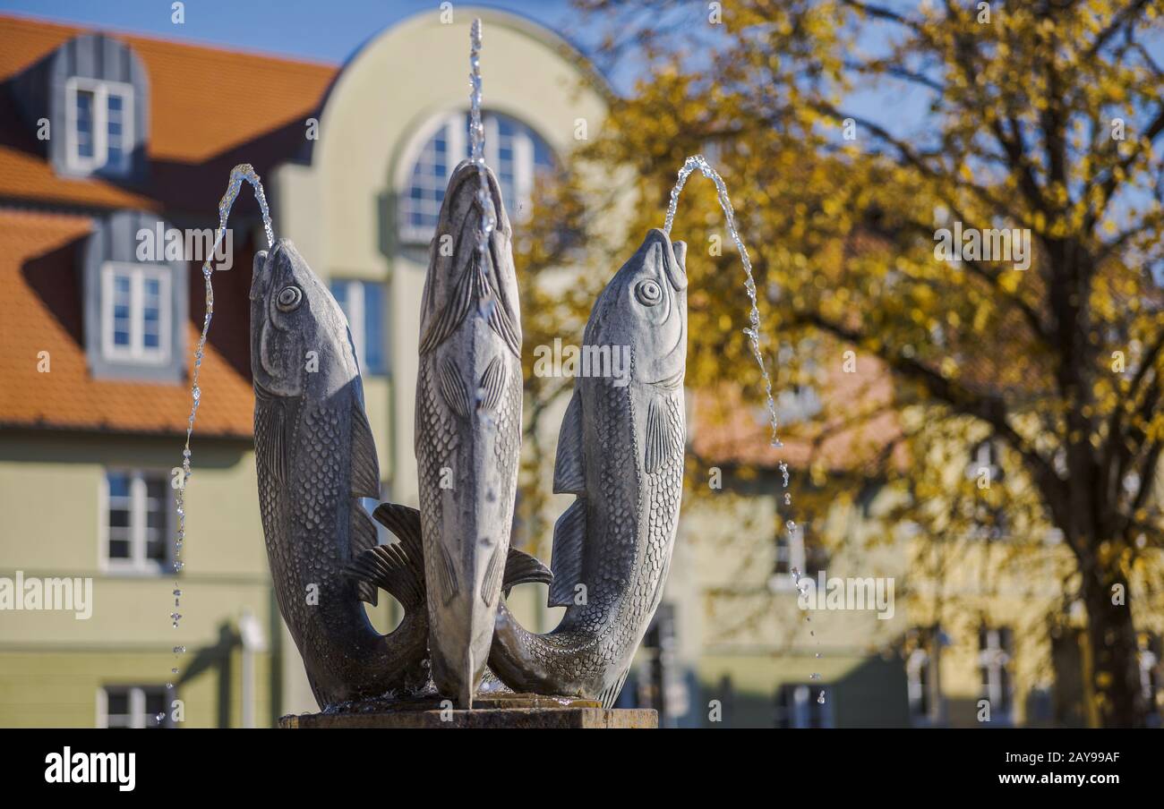 Marktplatz mit marktbrunnen -Fotos und -Bildmaterial in hoher Auflösung ...