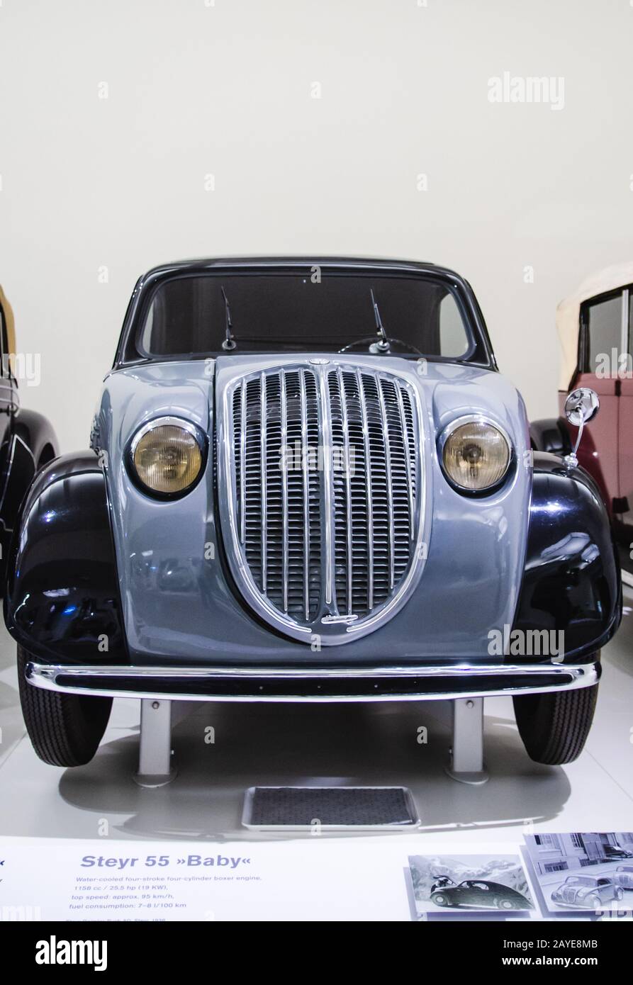 Steyr car -Fotos und -Bildmaterial in hoher Auflösung – Alamy