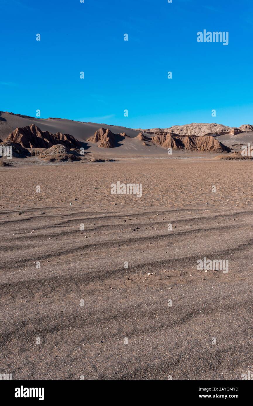 Blick auf Felsformationen im Tal des Mondes bei San Pedro de Atacama in ...