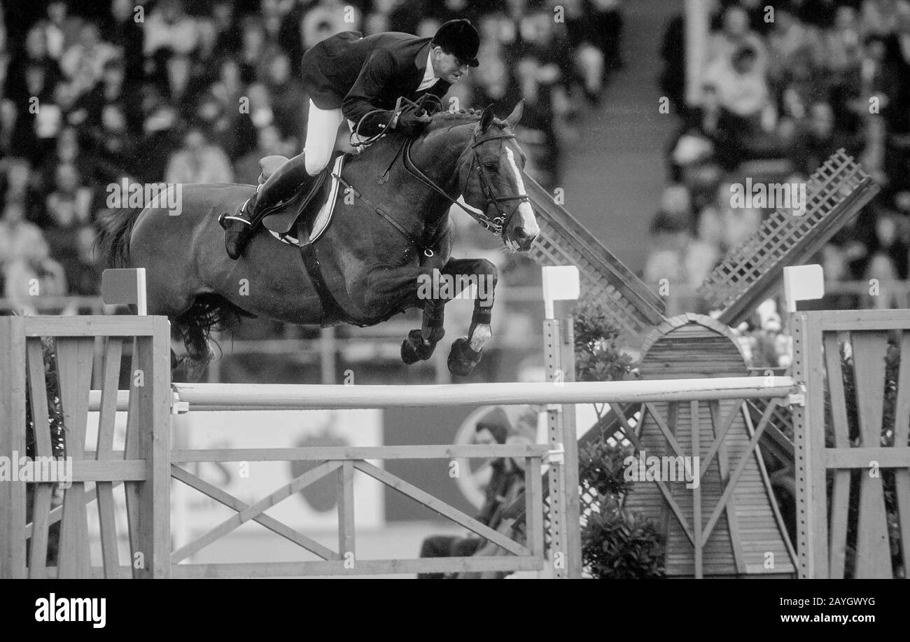 Springende jacques -Fotos und -Bildmaterial in hoher Auflösung – Alamy