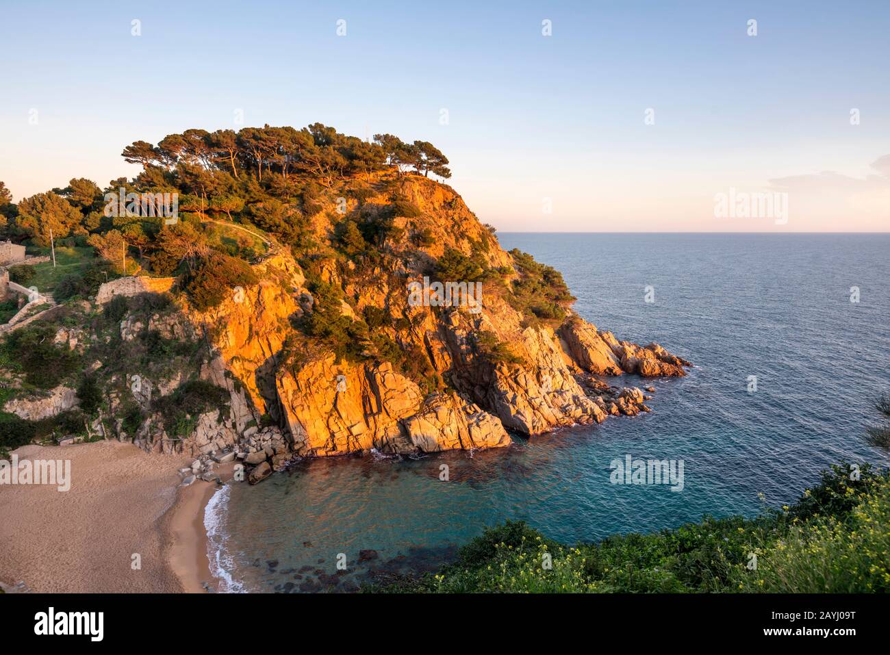 STRAND VON CALA ES CODOLAR TOSSA DE MAR COSTA BRAVA KATALONIEN SPANIEN ...