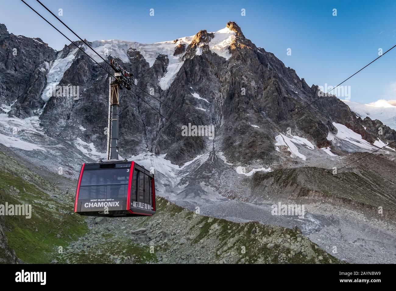 Aiguille du midi in chamonix -Fotos und -Bildmaterial in hoher Auflösung – Alamy