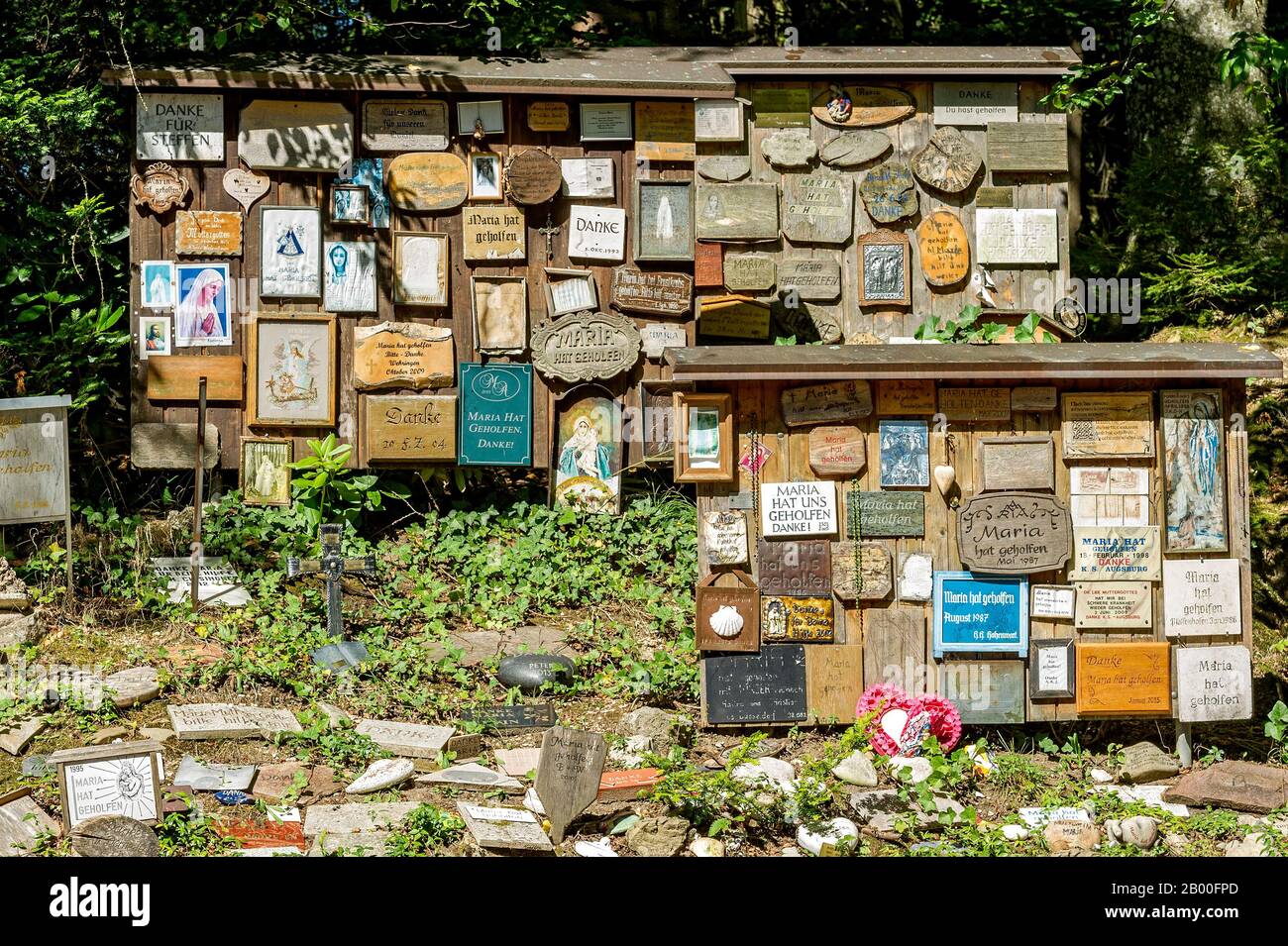 Maria vesperbild -Fotos und -Bildmaterial in hoher Auflösung - Seite 2 ...