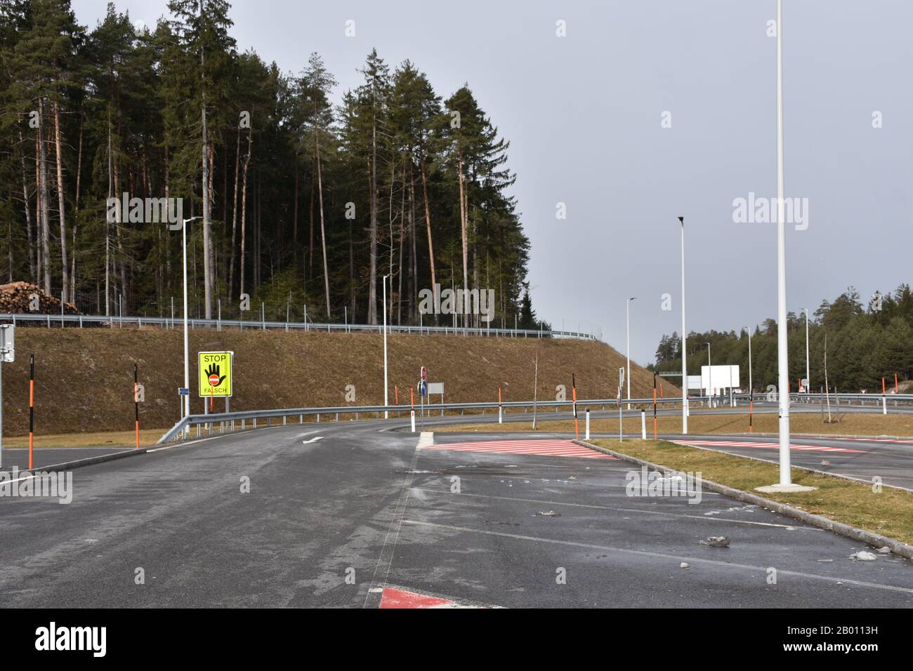 Parkplatz, Autobahn, Südautobahn, Rast, Rastplatz, Pause, Beleuchtung ...