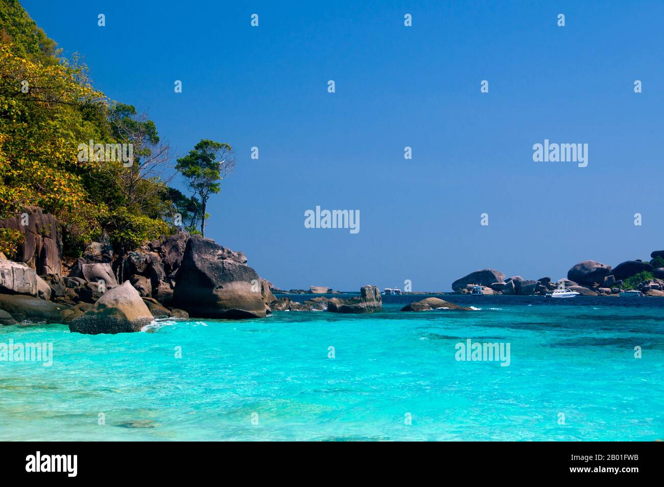 Beaches and coral reefs asian holiday -Fotos und -Bildmaterial in hoher Auflösung – Alamy