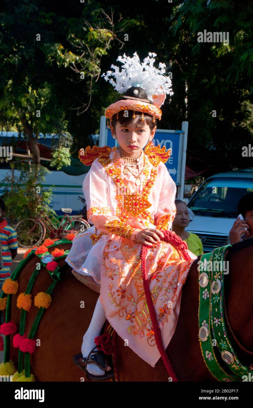Samanera ordination -Fotos und -Bildmaterial in hoher Auflösung – Alamy