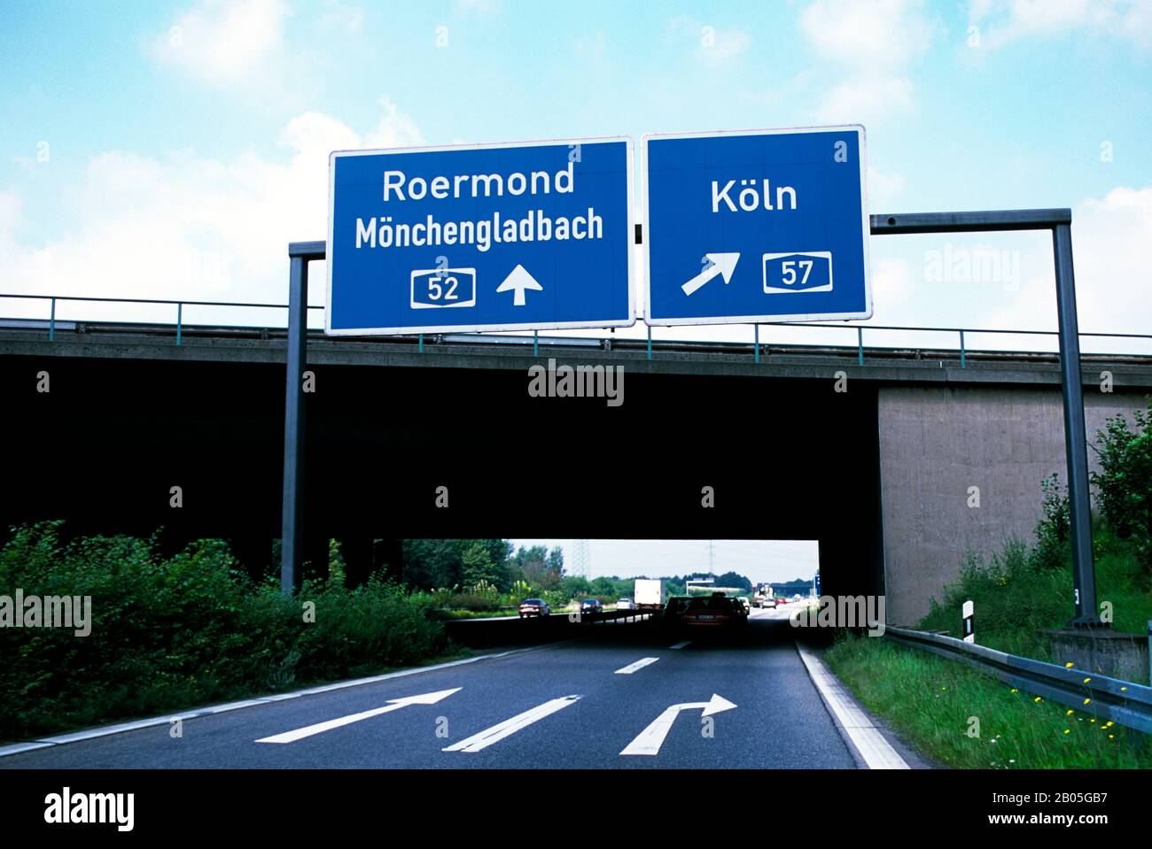 Autobahn signs germany -Fotos und -Bildmaterial in hoher Auflösung – Alamy