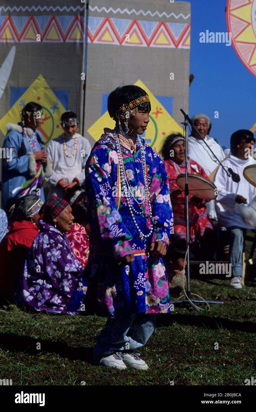 RUSSLAND, MAGADAN, CHUKOTSKIY, NOVOYE CHAPLINO, JÄGER'S FESTIVAL, INUIT ...