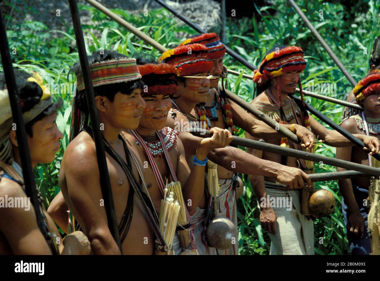 Amazonas indianer -Fotos und -Bildmaterial in hoher Auflösung – Alamy