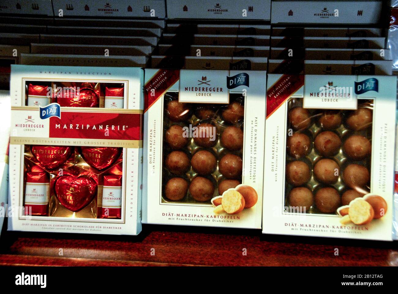 Niederegger Marzipan Stockfotos und -bilder Kaufen - Alamy