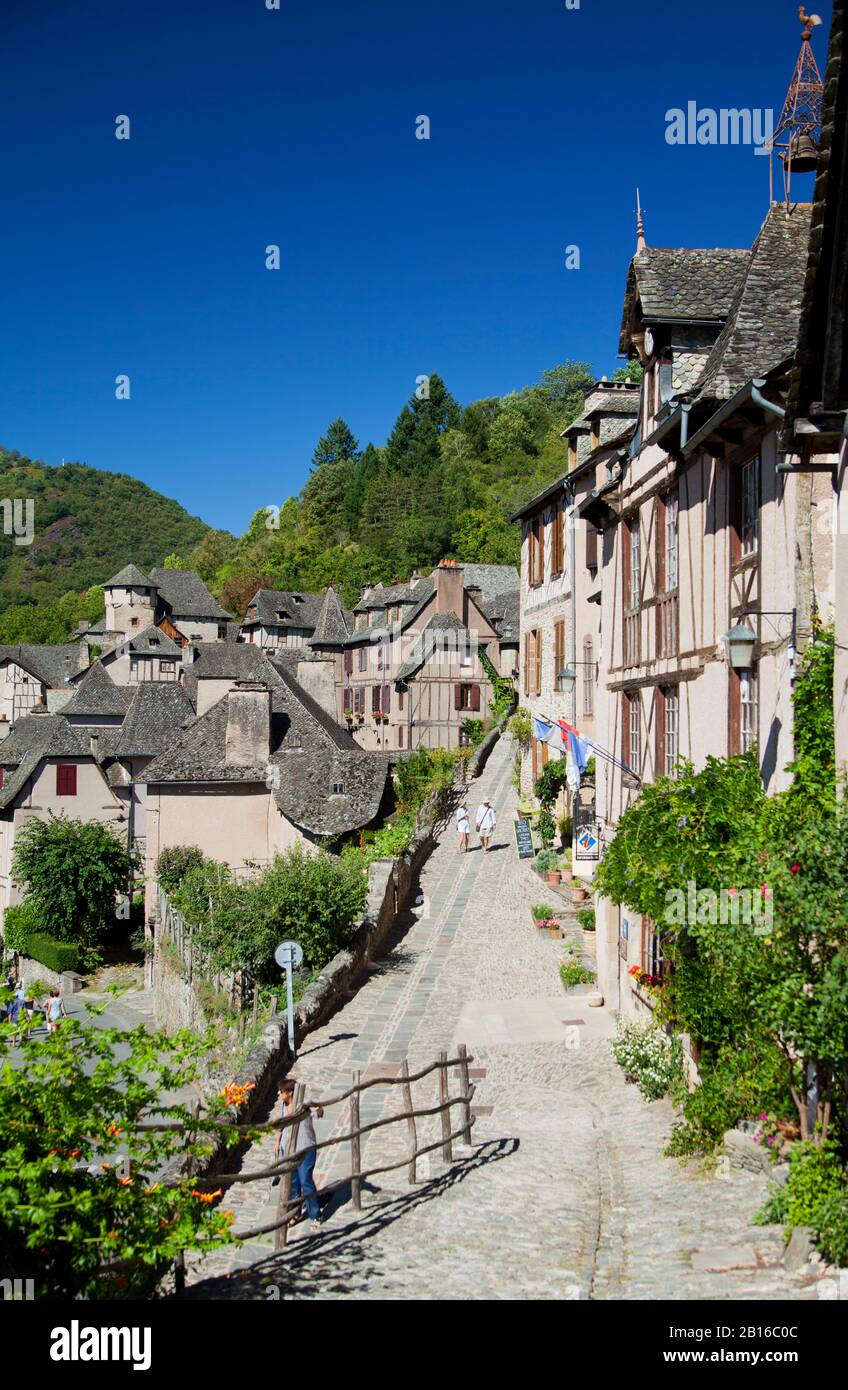 Conques dorf -Fotos und -Bildmaterial in hoher Auflösung – Alamy