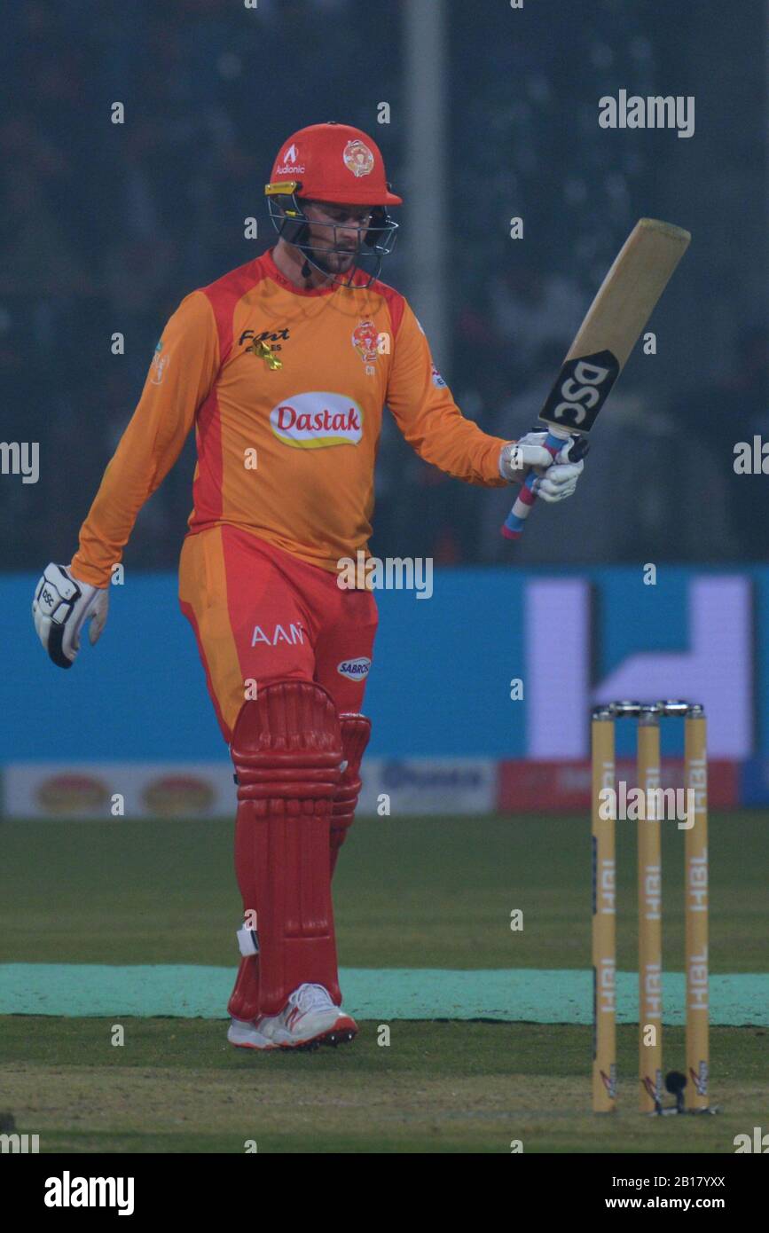 Lahore, Pakistan. Februar 2020. Ein Blick auf das T20 Cricket-Spiel ...