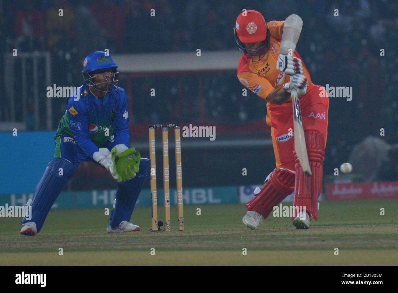 Lahore, Pakistan. Februar 2020. Ein Blick auf das T20 Cricket-Spiel ...